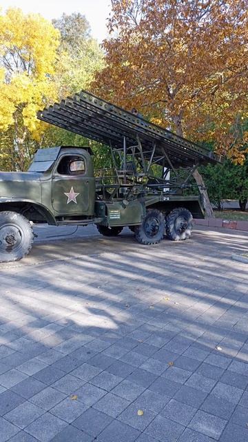 Трасса-Катюша! | Мускулы против железа | Серега скалолаз #боулдеринг #shorts #спорт