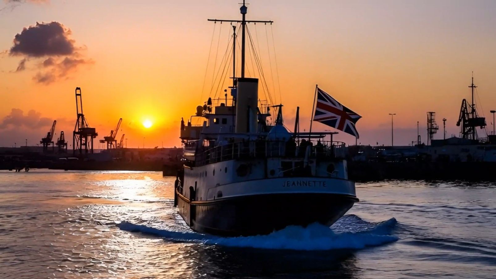 В Кейптаунском порту. Живые картинки 206