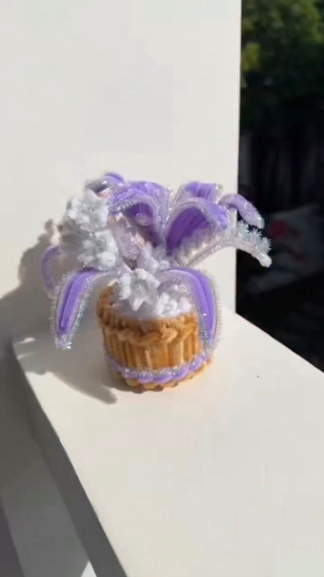 Милый букетик 💐 из пушистой проволоки 💜🤍💜