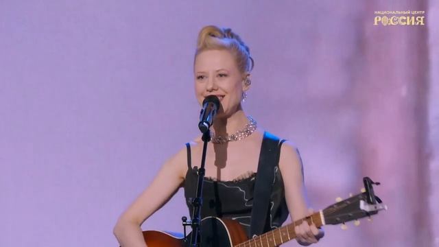 Выступление певицы Юты на церемонии открытия фестиваля документального кино