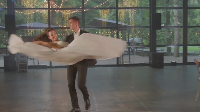 Ведущий Александр - Вам остаётся только наслаждаться