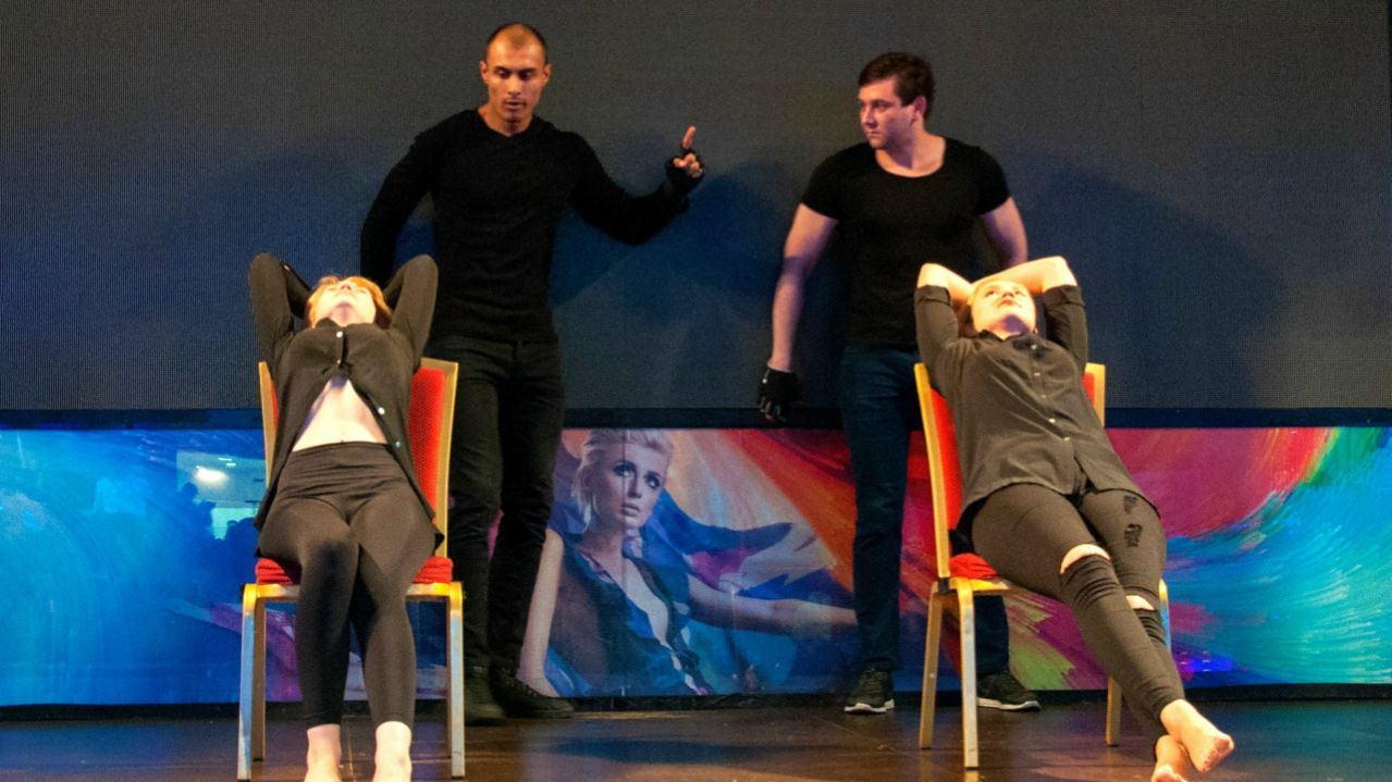 Пластический этюд "Миссия невыполнима".