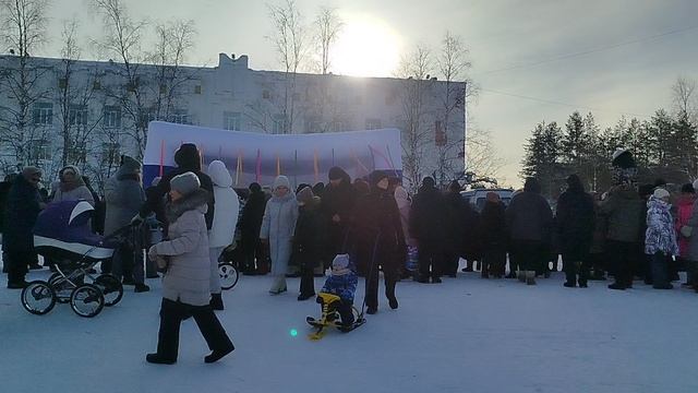 Масленица снимаю ролик 1