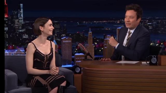 Реакция Лили Коллинз на появление Эмили в Париже, вызвавшее споры между мировыми лидерами | The Toni