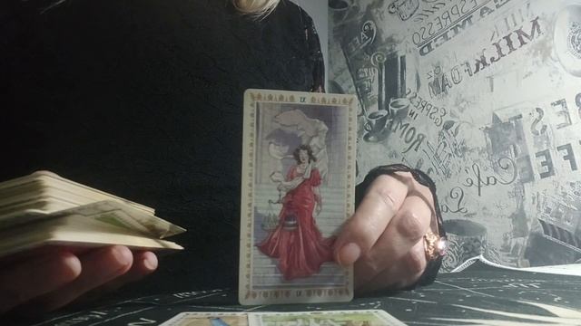 Что он думает о вас прямо сейчас? Расклад Таро