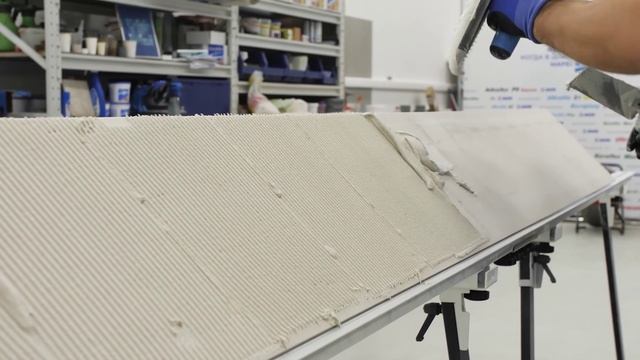 Клей для работы с крупным форматом