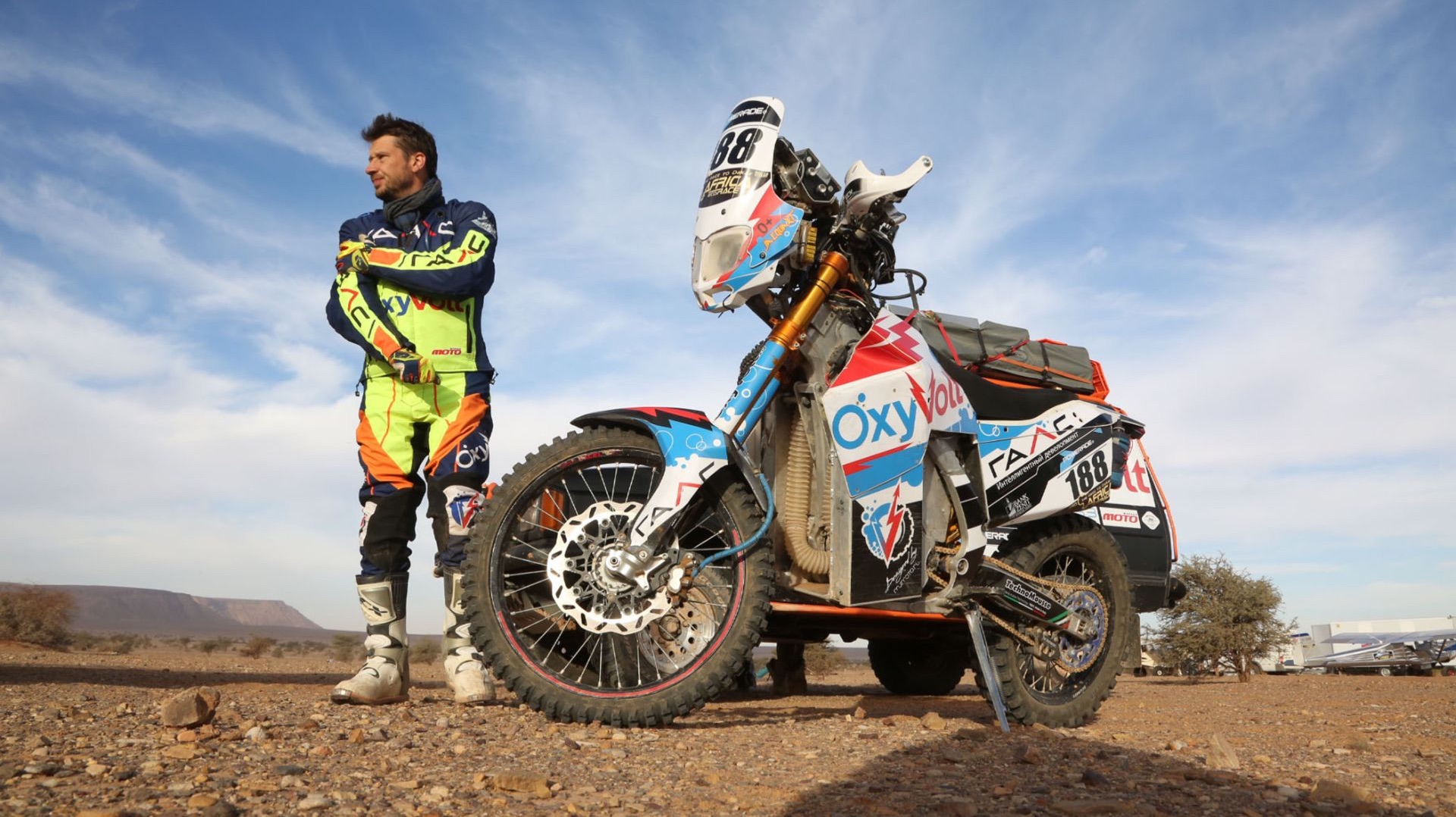 Россия - первооткрыватель! Первый полностью электрический мотоцикл покоривший Африканский континент.