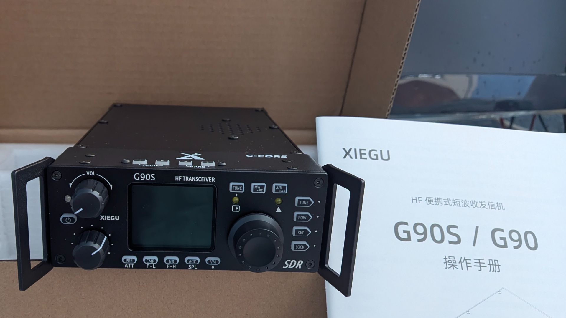 Распаковка трансивера Xiegu G90S