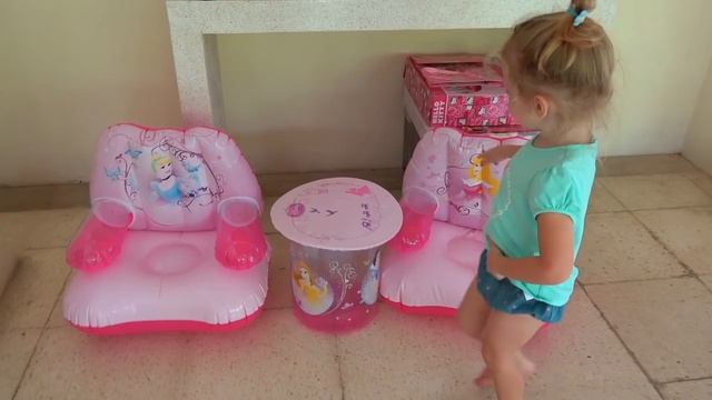 1000000 ПОДПИСЧИКОВ дарим ИГРУШКИ!! Лайк Настя - Влог для детей