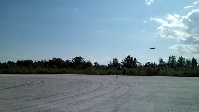 Тестовый полёт Genesis 1000 мм ,винт 11*6 Master Air  .