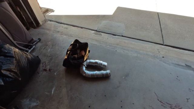 Неожиданная находка. Разобрал потолок! Работа хендимена в США(MySolve Mam_ya_v_Amerike)