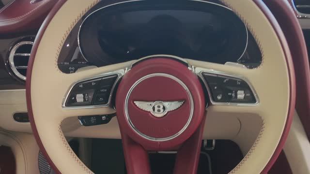 Купить Bentayga V8 Azure Onyx Cricket Ball Linen