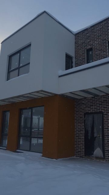 Этот дом можно купить в поселке Берег Песочной