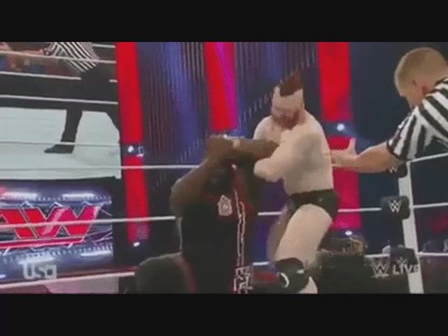 Sheamus vs Mark Henry WWE Raw April  2015.Панк Шеймус против толстого негра Марка Хенри.11DeadFace