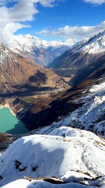 Непал, Гималаи спуск с Манаслу — это один из самых эстетически впечатляющих моментов в жизни альпини