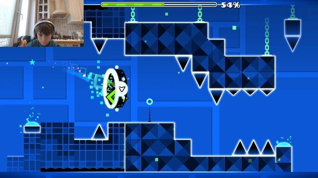 XStep: Прошёл X Step в Геометрии Даш