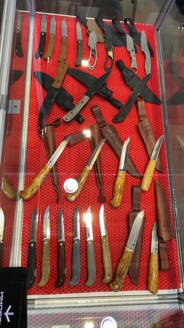 Клинок на Неве.Различные ножи.