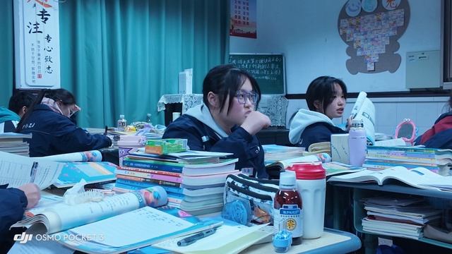 Зубилки - школьная чистка зубов-original