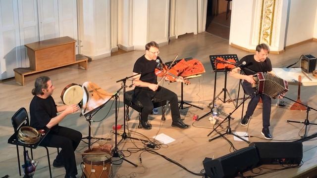 Скрипка инструмент народный