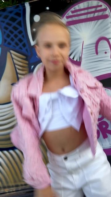 🔊 Прокачай СВОИ наушники 🤩 Настя ⭐ Старлет 🎶 Новая песня "Папа" #НастяСтарлет #папа #тренды2026