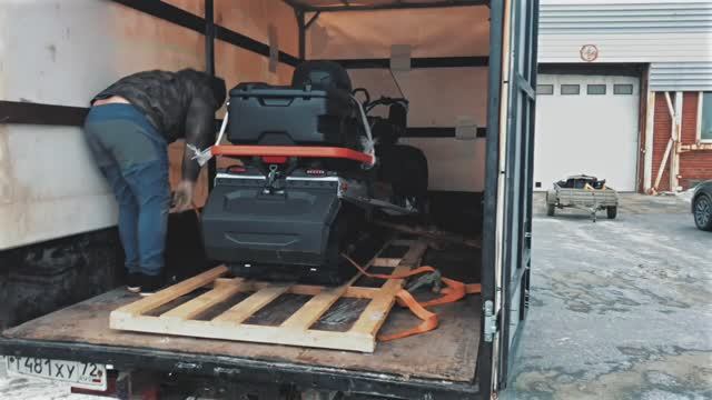 Снегоход BRP Lynx 69 Ranger 900 ACE. Отгрузка клиенту в г. Тюмень