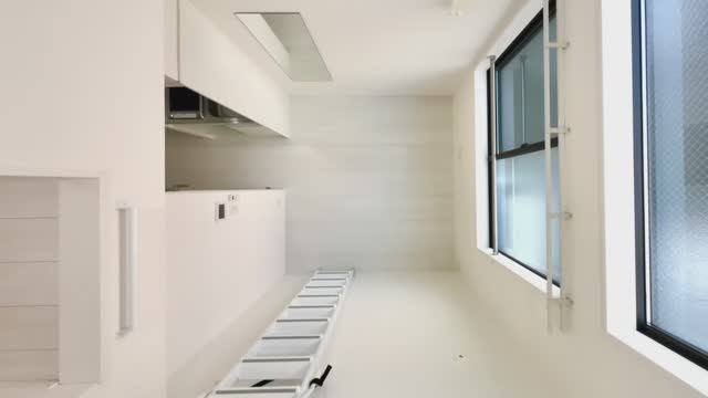 Эпизод 1 — Микроквартира в Токио— 9 кв. м. 96 кв. футов