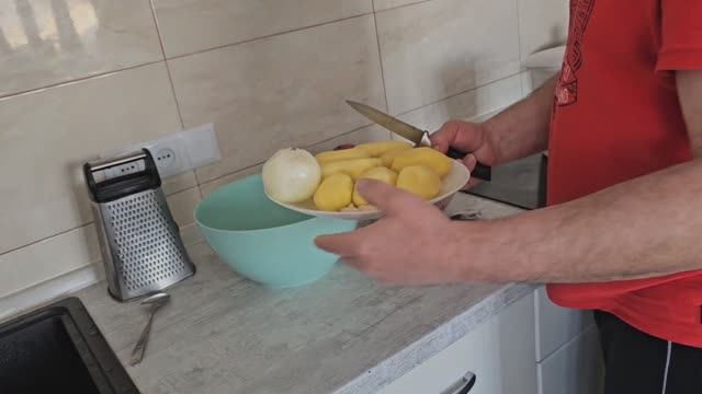 Колдуем на сковороде.🤔