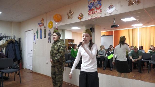 Л. Максимова «А я люблю военных»