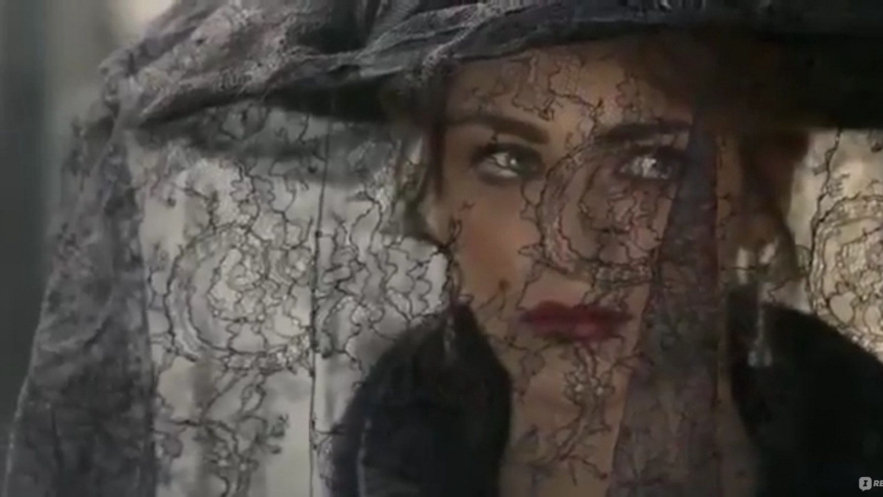 История очень пикантная дама