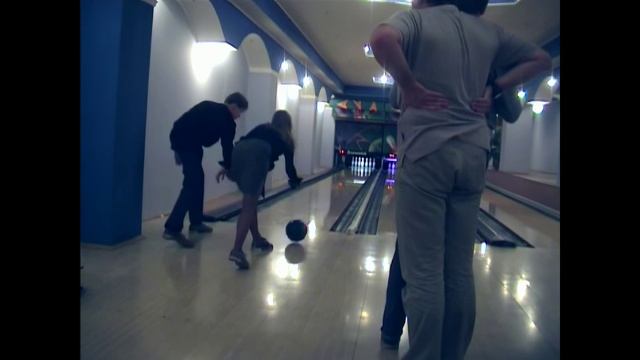 Команда МТС в боулинге: как проходят корпоративы в Тюмени