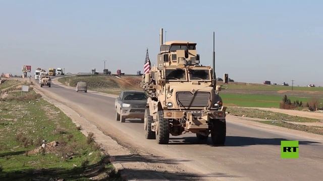 مشاهد للقوات الأمريكية تنسحب من قاعدة "قسرك" شمال شرق سوريا نحو العراق