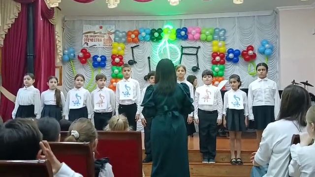 "До, ре, ми, фа, соль" Слова З. Петровой, Музыка А. Островского