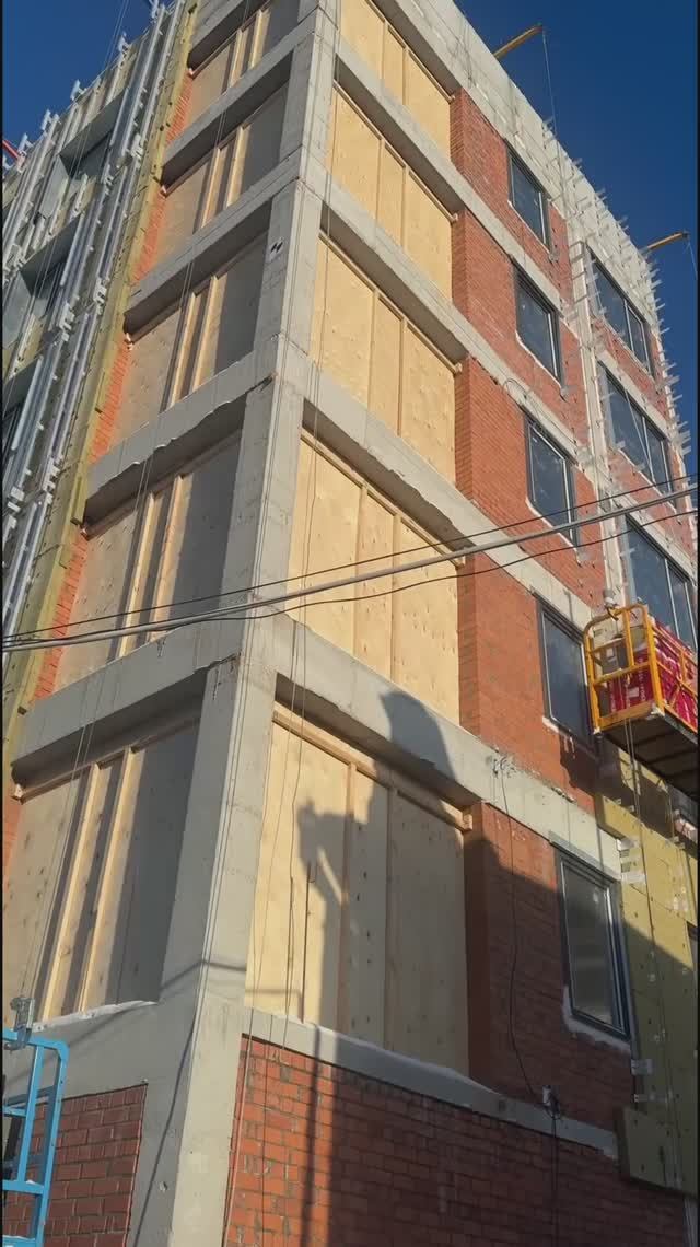 Литературный квартал. Продолжаем остекление