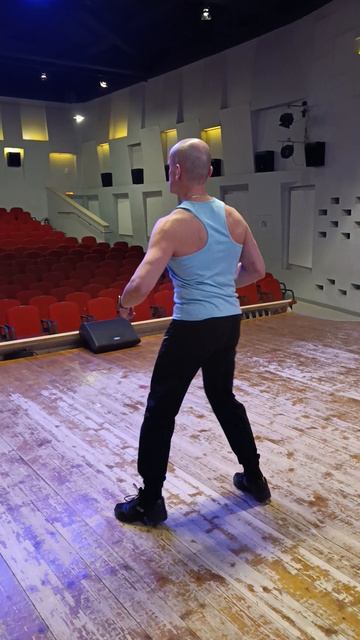 Бачата. Под музыку.