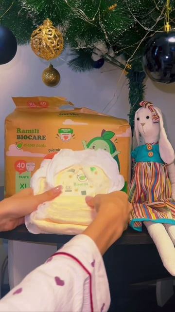 Премиальные подгузники и трусики для новорождённых малышей Ramili Baby Biocare