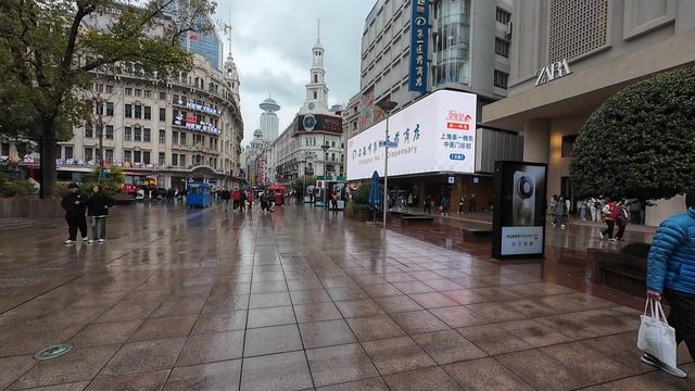 Шанхай, пешеходная улица, декабрь 2025г. Китай.