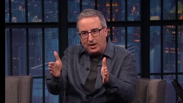 Джон Оливер реагирует на арест бывшего принца Эндрю и объясняет, почему «Нью-Йорк Метс» на самом дел