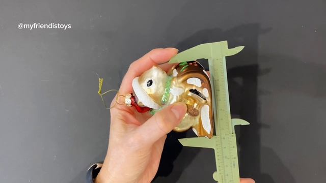 Обзор стеклянной елочной игрушки для переросписи (бельчонок на санках)