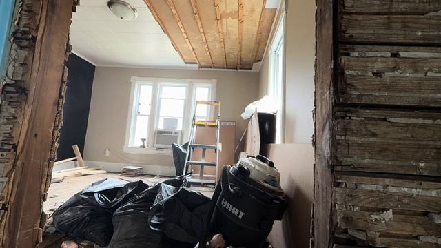 Купил дом с аукциона в США 🇺🇸 Сколько стоят дома рядом_ Продолжаем ремонт(KUZ_CONSTRUCTION)