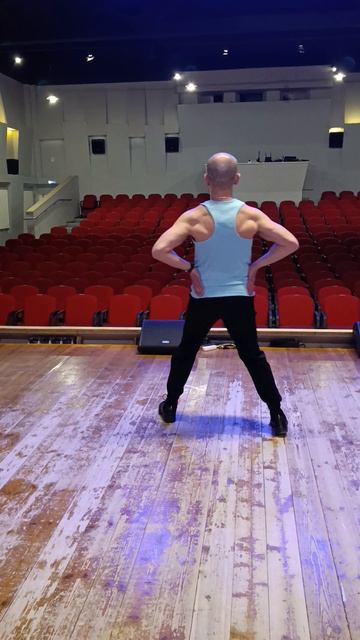 Танго. Под музыку.