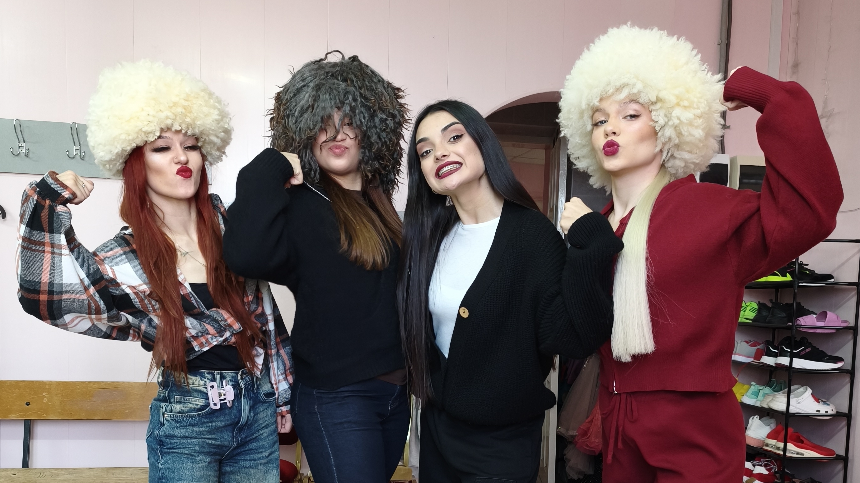 С Днём Варенья, Крис!