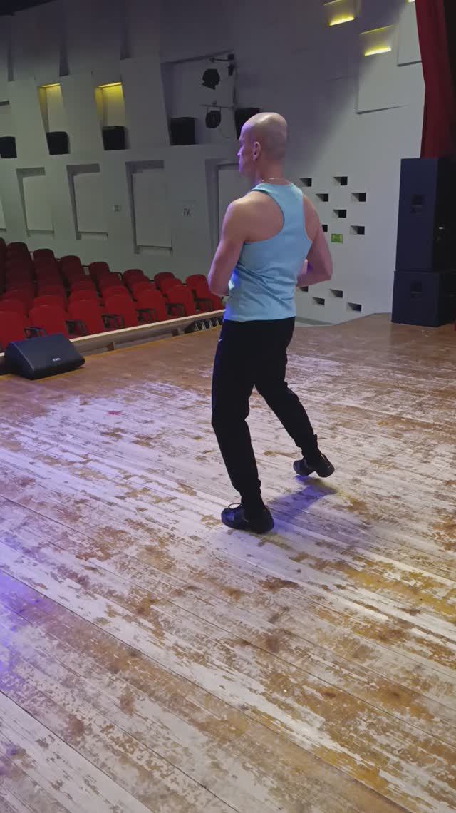 Бачата. Под счёт.