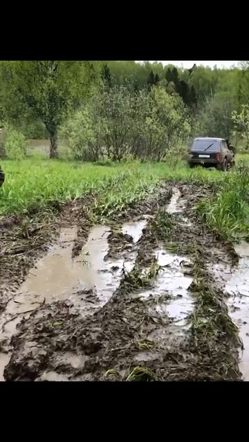 Навалить бочком на ниве по пересеченке