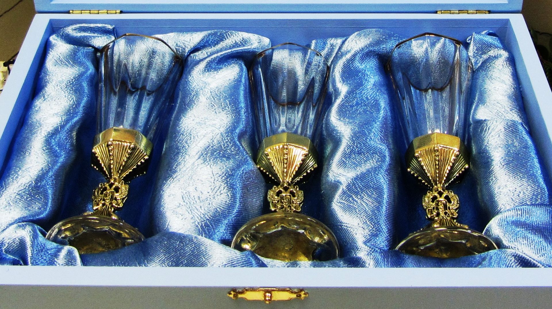 Подарочная Рюмка Герб 3 шт лафитник, хрусталь h12d5 40 мл - сказочный подарок для самых дорогих!