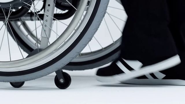 Alber-e-fix-E35-E36---Klein-licht-wendbaar---YouTube