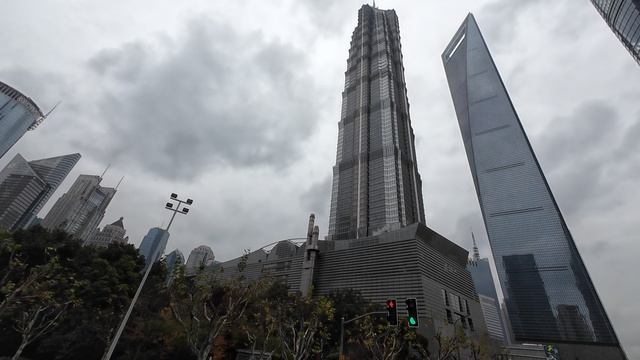 Шанхай, Вид на город из туристического автобуса(CITY SIGHTSEEING). Декабрь 2025. Китай.