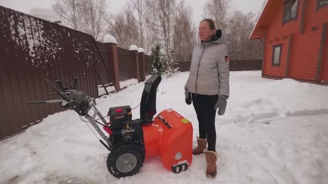 «ЛИСА РУЛИТ» о снегоуборщике YARD FOX 7654 Е!