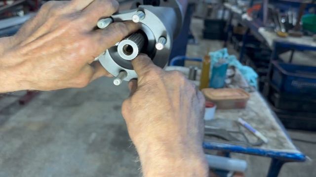 26 Урок. Завершение сборки головы электродвигателя