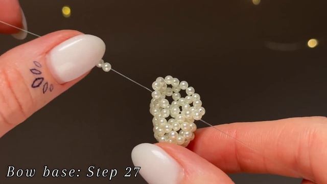 Роскошный бант-подвеска для сумки своими руками 🎀 Изысканный мастер-класс по бисероплетению.