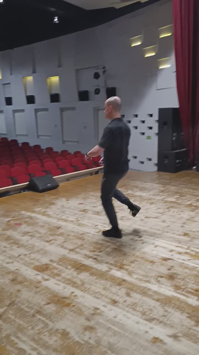 Бачата. Под музыку - АВ.